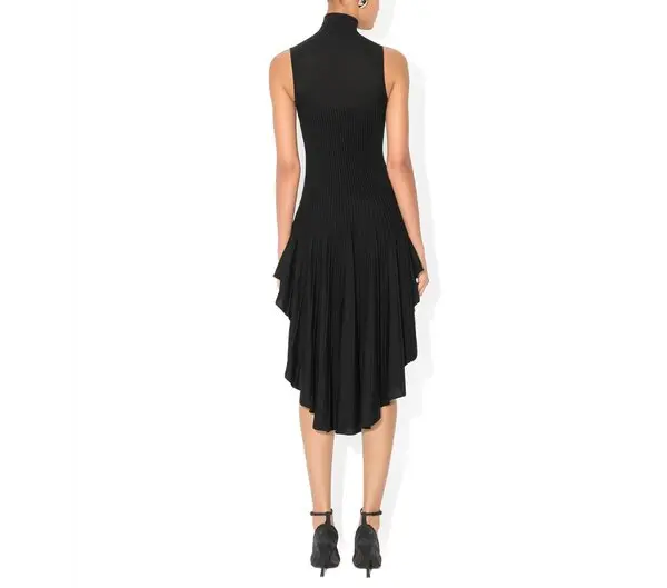 Alaïa Sculptural Pointed-corner Dress