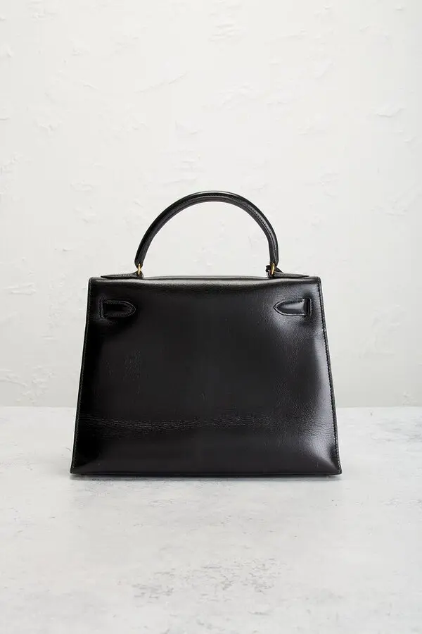 Hermès Box Kelly 28 Sellier Handbag In Black