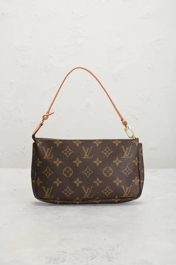 LOUIS VUITTON Monogram Pochette Accessoires Shoulder Bag