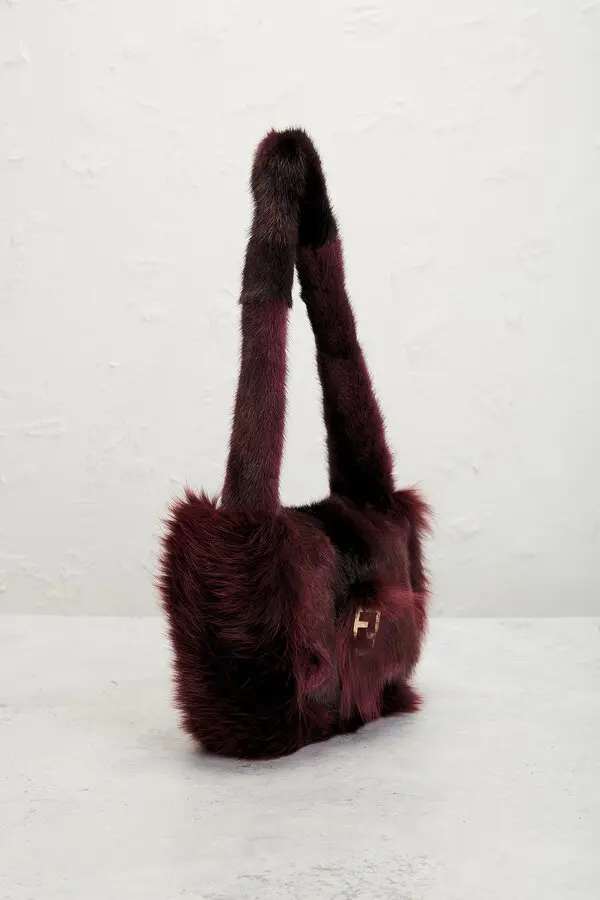 Fendi Fur Shoulder Bag In Wine
