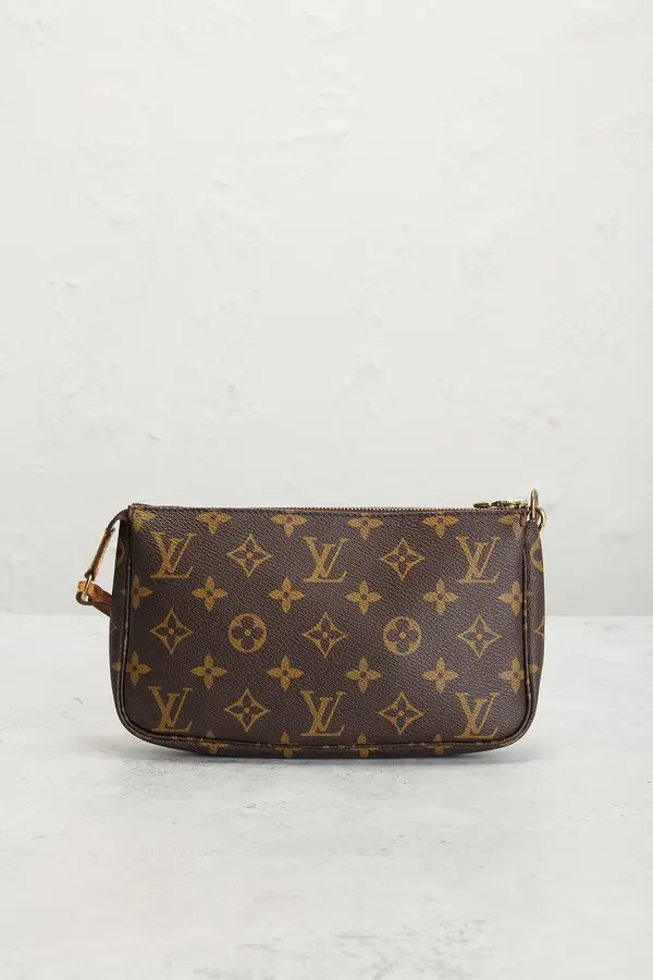 LOUIS VUITTON Monogram Pochette Accessoires Shoulder Bag