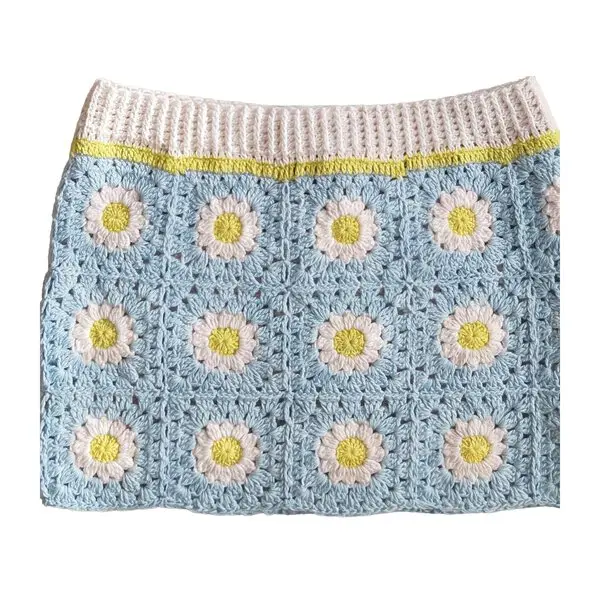 ANA CHIC Daisy Granny Square Handmade Crochet Mini Skirt
