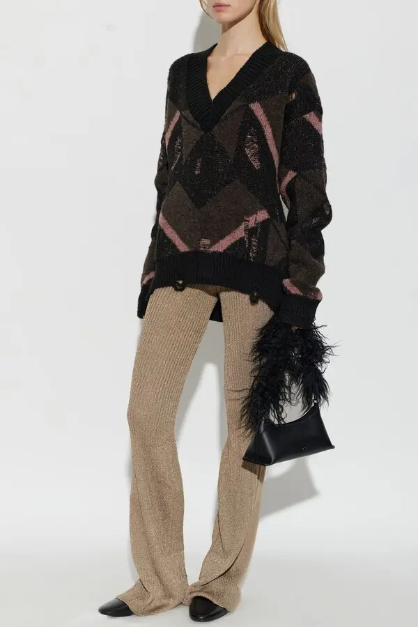 AKEP V-neck Sweater