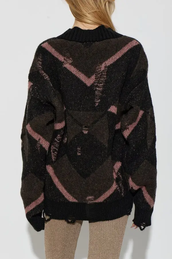 AKEP V-neck Sweater