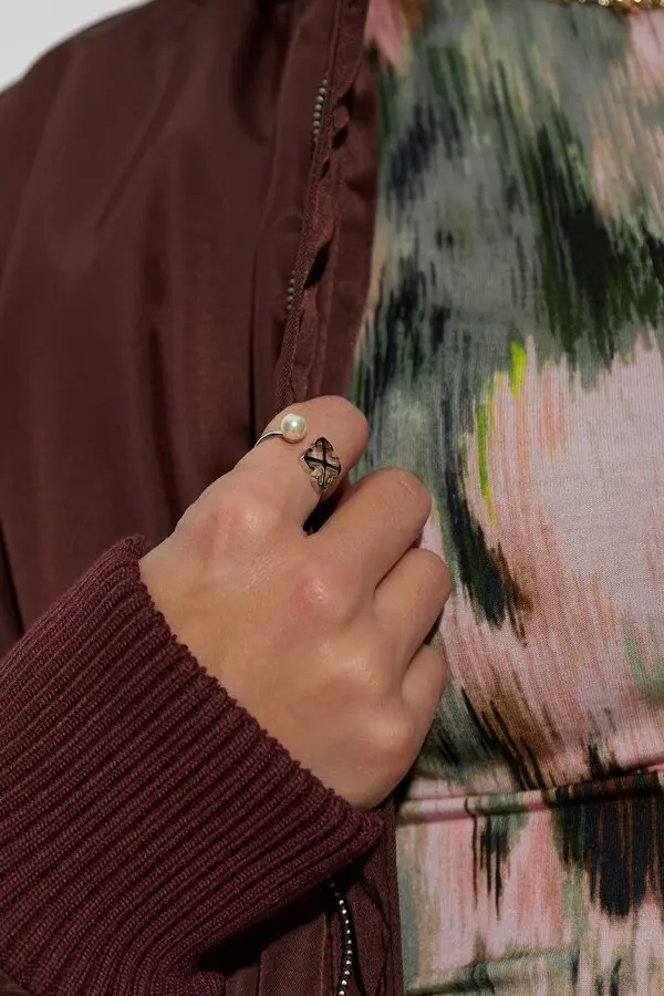 Off-White Ring With A Faux Pearl