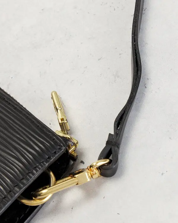 FWRD RENEW Louis Vuitton Epi Pochette Accessoires 24 Shoulder Bag