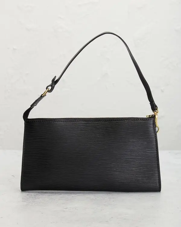 FWRD RENEW Louis Vuitton Epi Pochette Accessoires 24 Shoulder Bag