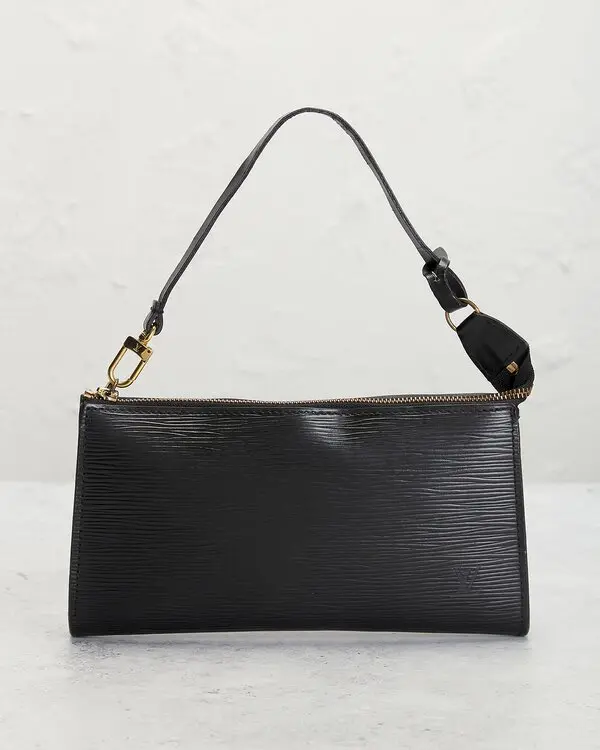 FWRD RENEW Louis Vuitton Epi Pochette Accessoires 21 Shoulder Bag