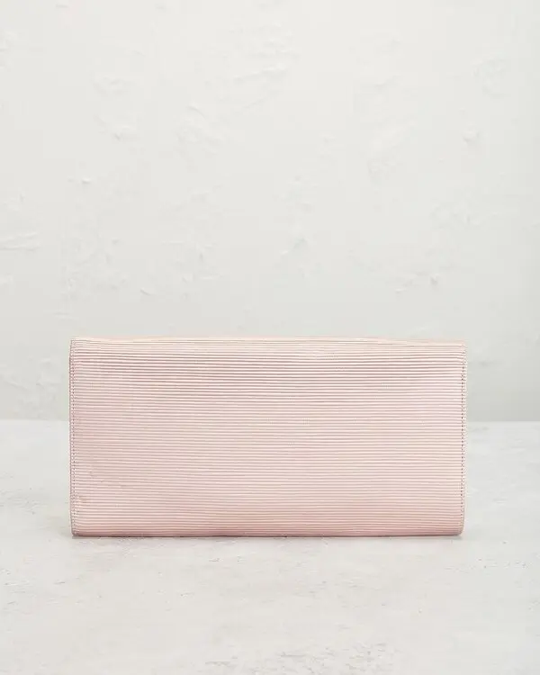 FWRD RENEW Gucci Satin Dionysus Shoulder Bag