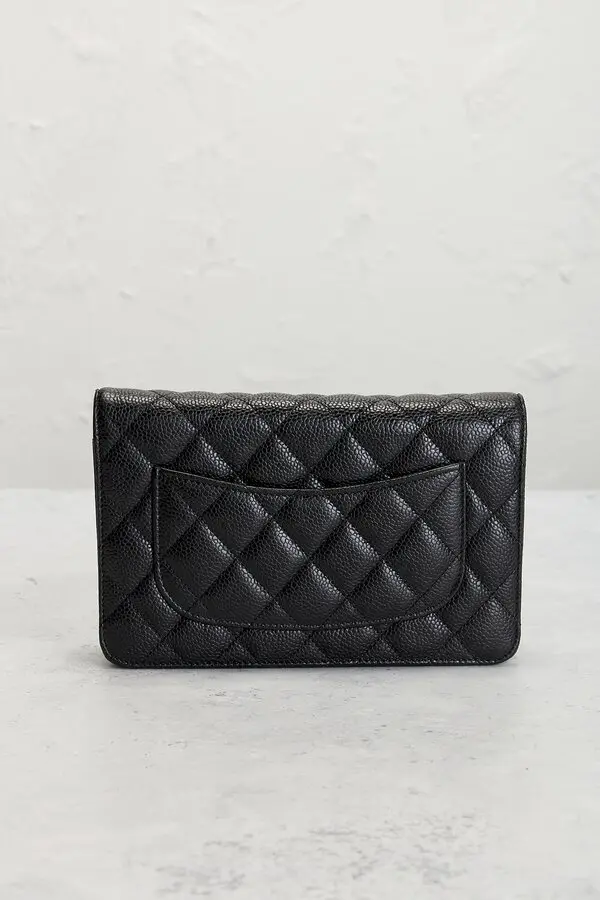 Chanel Caviar Classic Wallet On Chain