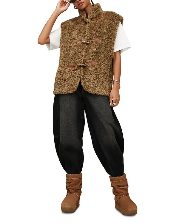 UGG Niah Faux Fur Toggle Vest - Coffee Grounds