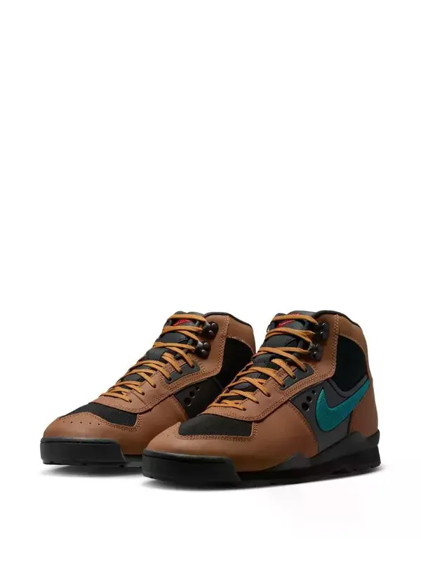 Nike Baltoro Sneakers - Brown