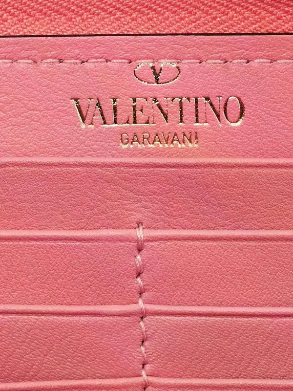 Valentino Garavani Rockstud Zip-around Wallet