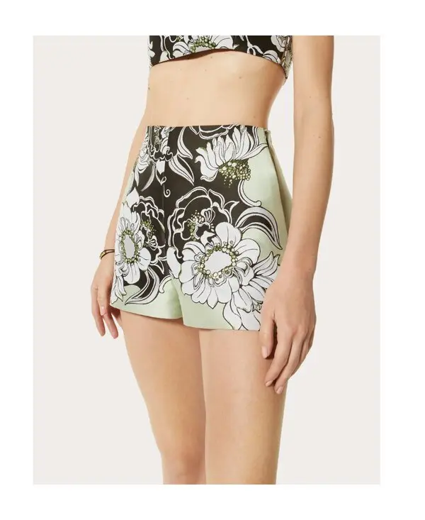 Valentino Garavani Logo Print Casual Shorts