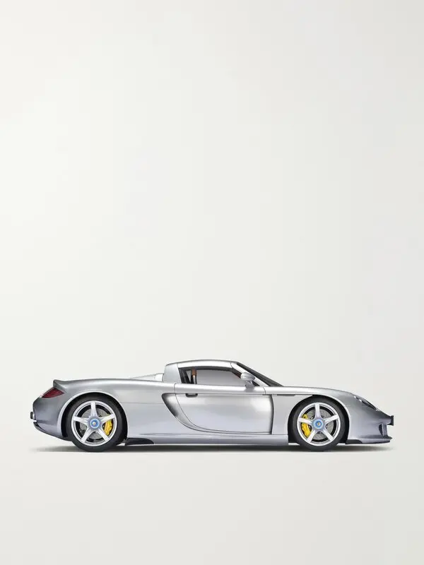 AMALGAM COLLECTION Porsche Carrera Gt 1:8 Model Car - Silver