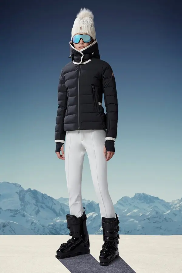 Moncler Lamoura Short Down Jacket