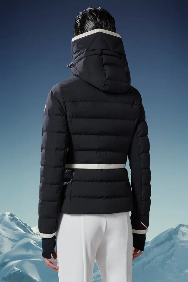 Moncler Lamoura Short Down Jacket