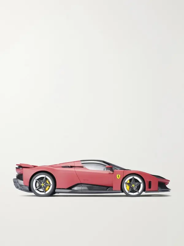 AMALGAM COLLECTION Ferrari F80 Racing 1:18 Model Car - Red
