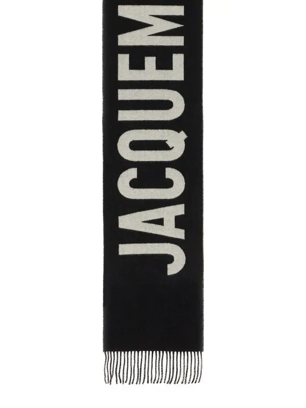 Jacquemus Sciarpa In Lana Con Frange E Logo