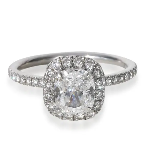 Harry Winston 1.03 Ct Cushion Modified Diamond Engagement Ring - Platinum