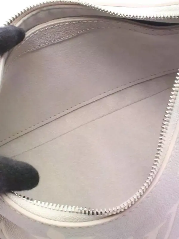 LOUIS VUITTON 2021-2026 Bicolor Monogram Empreinte Pm Satchel