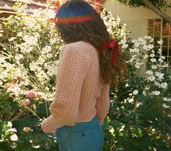 HMD Mulberry Sweater
