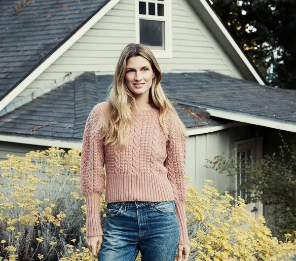HMD Mulberry Sweater