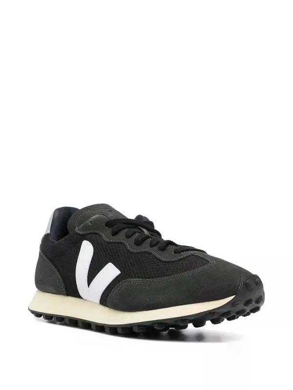VEJA Logo-patch Panelled Sneakers - Black