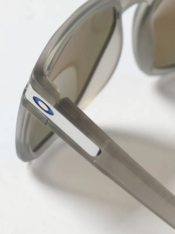 Oakley Latch™ Beta Aviator Sunglasses With Double Bridge And Prizm™ Lenses