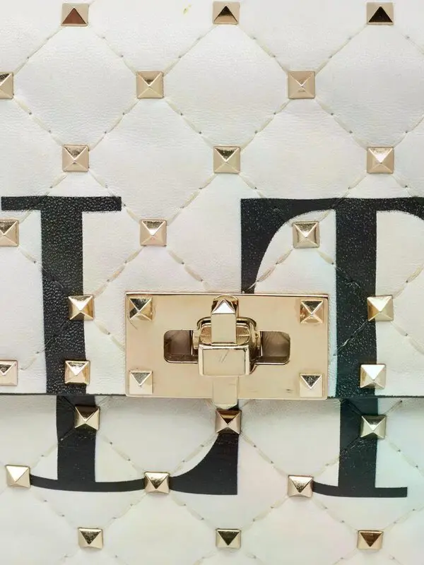 Valentino Garavani Medium Rockstud Spike Vltn Shoulder Bag