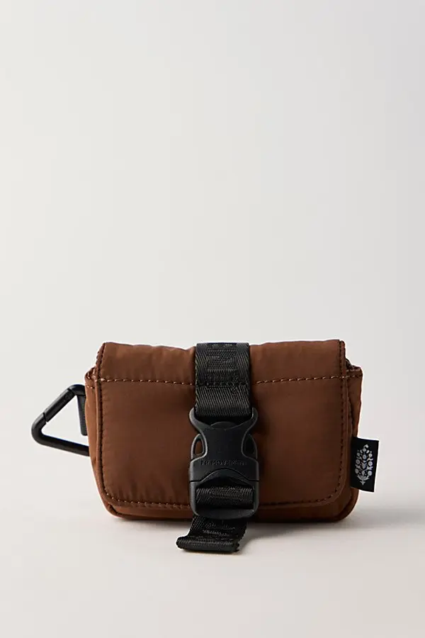 Free People Adventure Wallet - Chocolate