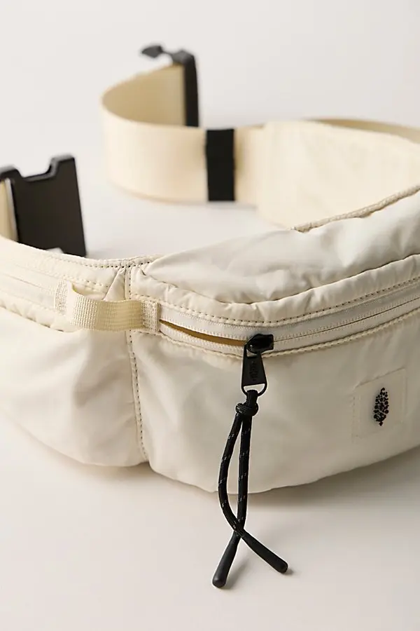 Free People Tri Peak Sling Bag - Ivory