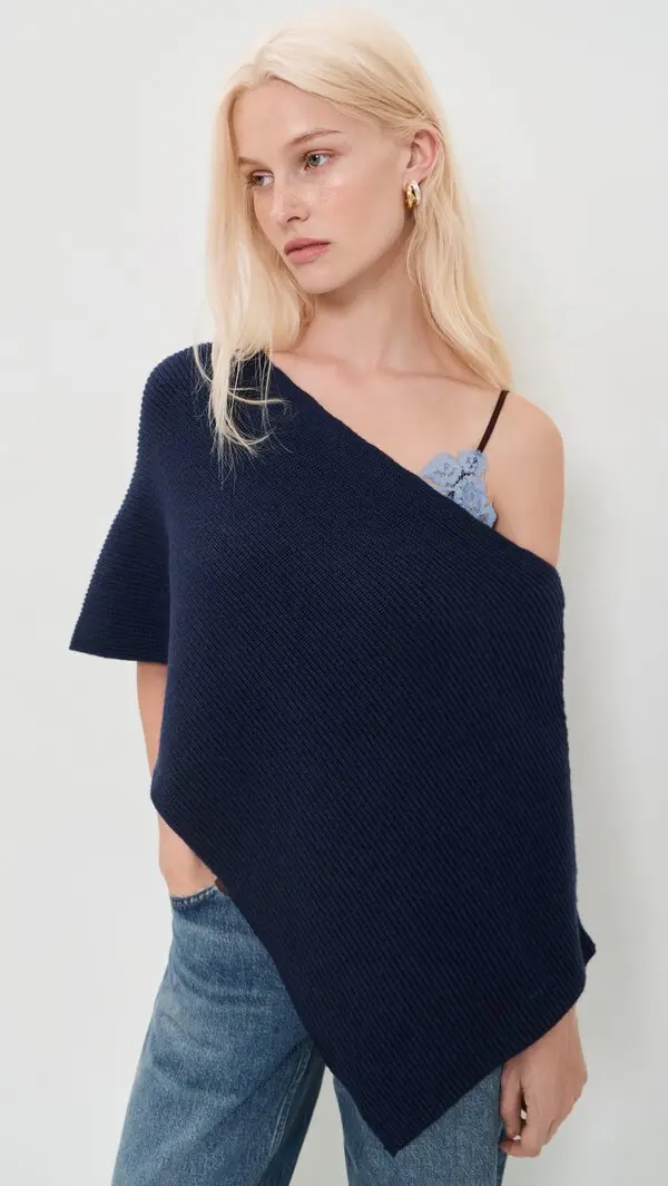 Lioness Luminous Poncho