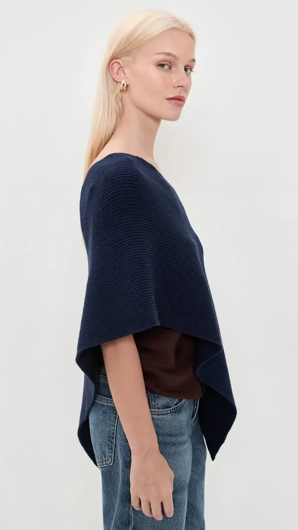 Lioness Luminous Poncho