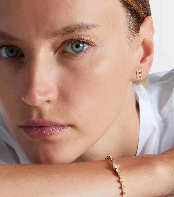 Sophie Bille Brahe Initial Petite R 18kt Single Earring With Diamonds