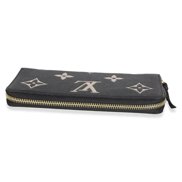 LOUIS VUITTON Beige Giant Monogram Empreinte Zippy Wallet