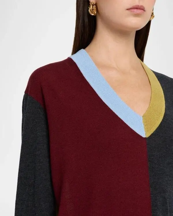 TOCCIN Sia Colorblock V-neck Sweater