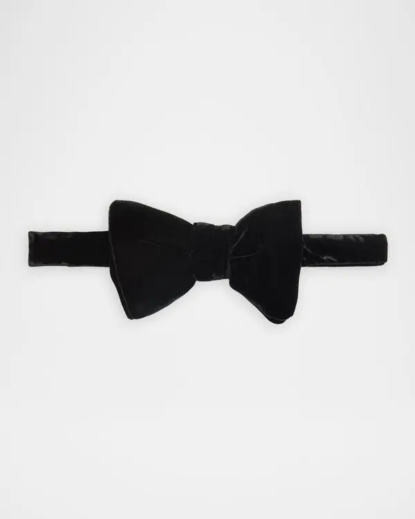 TOM FORD Apos;s Pre-tied Velvet Bow Tie