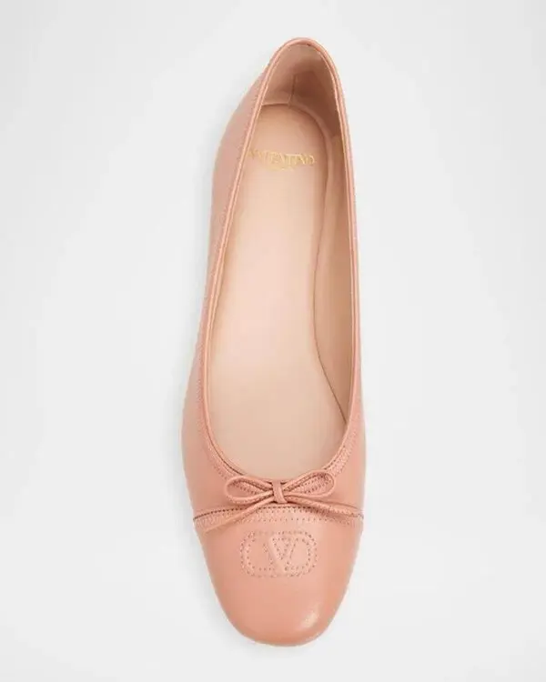 Valentino Garavani Vlogo Signature Leather Ballerina Flats - Light Phar