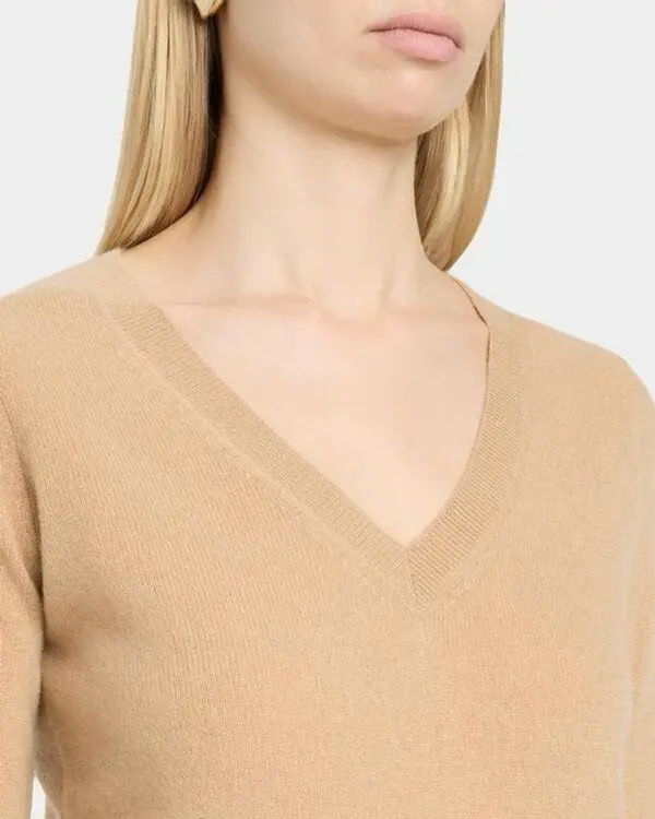 Neiman Marcus Cashmere V-neck Sweater - Camel