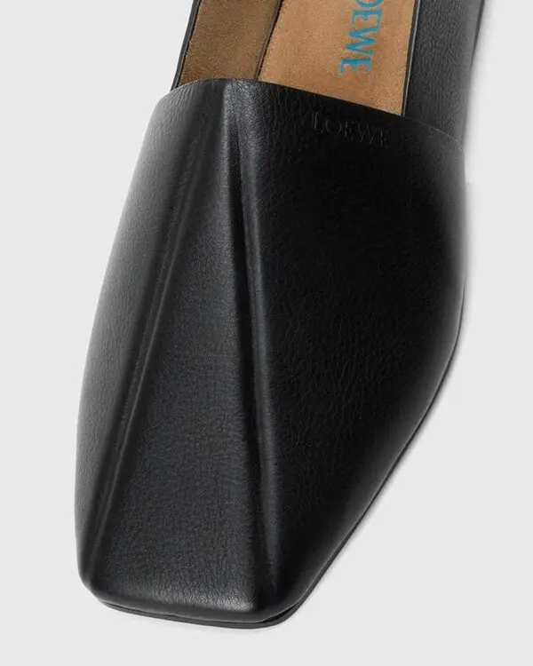 Loewe Apos;s Origami Leather Square-toe Slippers