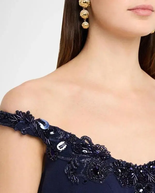 Pamella Roland Embroidered Sleeveless Crepe Column Gown - Navy/navy