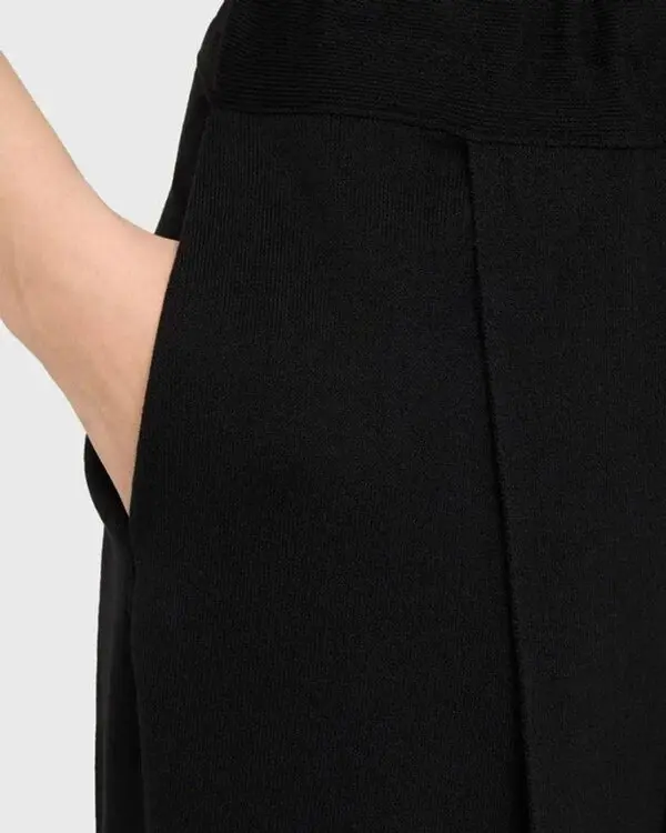 Issey Miyake Campagne Tapered Stretch Cotton Trousers - Black