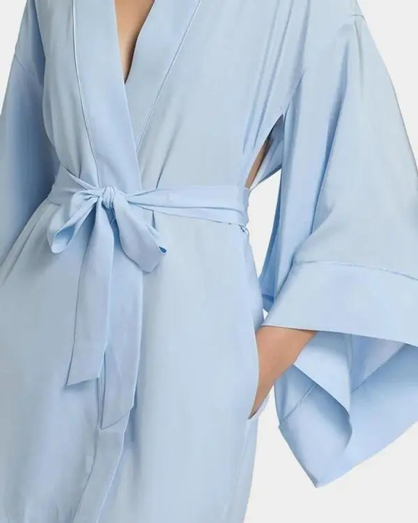 Kiki De Montparnasse Cutout-sleeve Silk Charmeuse Kimono Robe - Glace