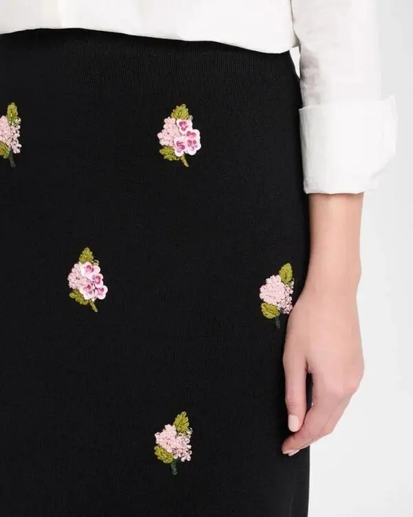 Carolina Herrera Floral Embroidered Midi Pencil Skirt - Black Mult