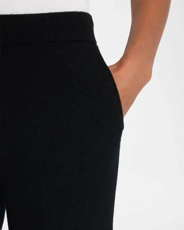 Neiman Marcus Cashmere Jogger Pants - Black