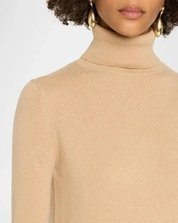 Neiman Marcus Cashmere Turtleneck Sweater - Camel