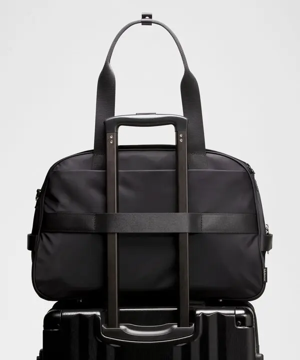 Lululemon City Essentials Duffle Bag 28l - Black/silver
