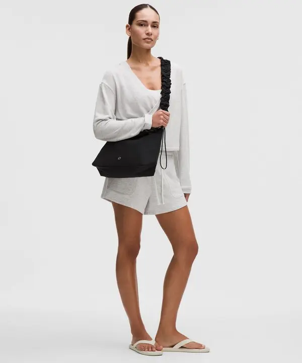 Lululemon Convertible Ruched Strap Crossbody Bag 6.5l - Black/black/silver