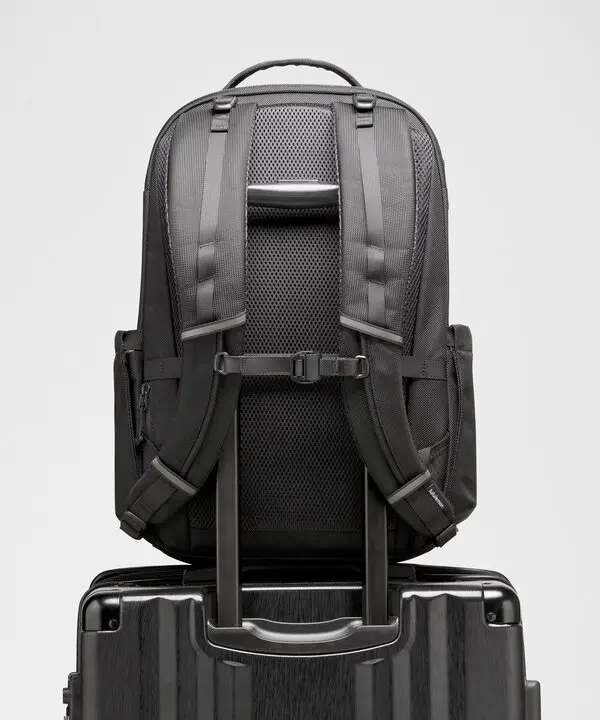Lululemon Cruiser Backpack 26l - Black/graphite Grey